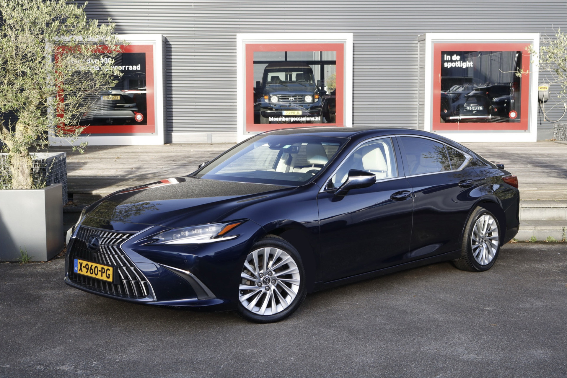Lexus ES 300H President Line | Lexus occasions