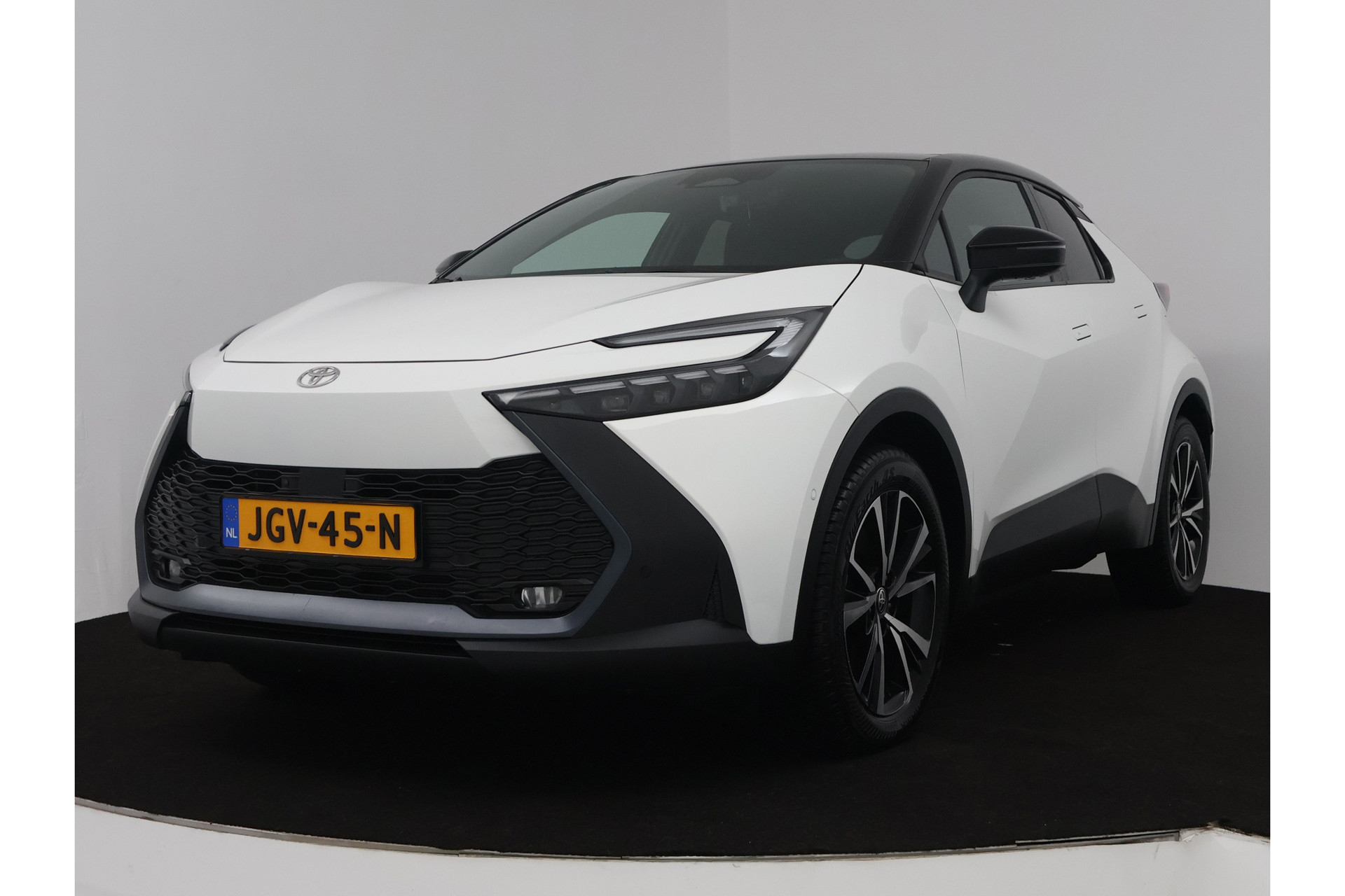 Toyota C-HR 2.0 Plug-In Hybrid 220 First Edition | Toyota occasions