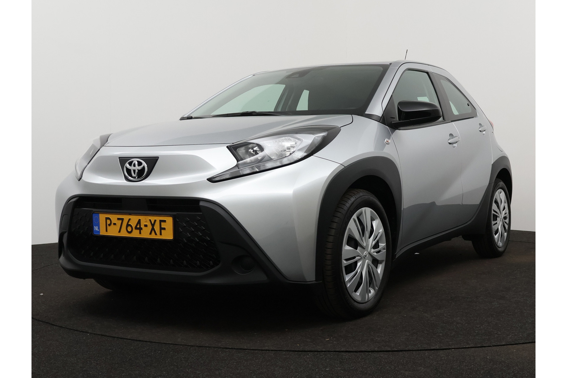 Toyota Aygo X 1.0 Vvt-I Mt Play | Toyota occasions