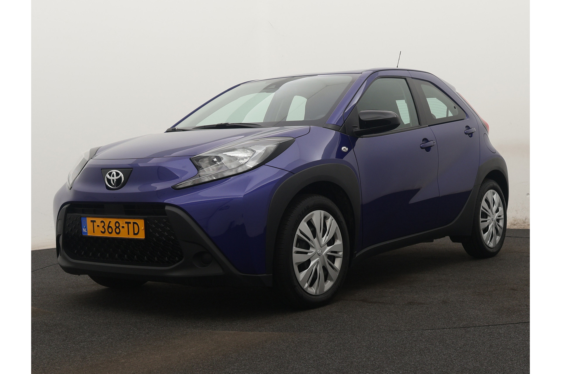Toyota Aygo X 1.0 Vvt-I Mt Play | Toyota occasions