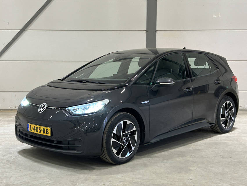 De Volkswagen ID3 vs. ID4: dit zijn de verschillen - auto.nl