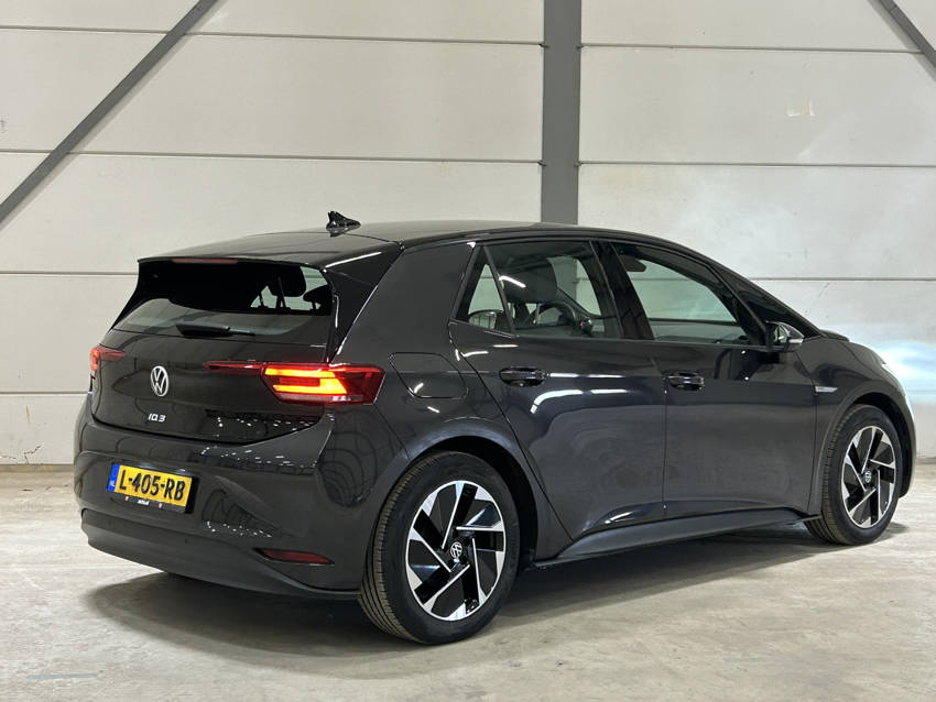 De Volkswagen ID3 vs. ID4: dit zijn de verschillen - auto.nl