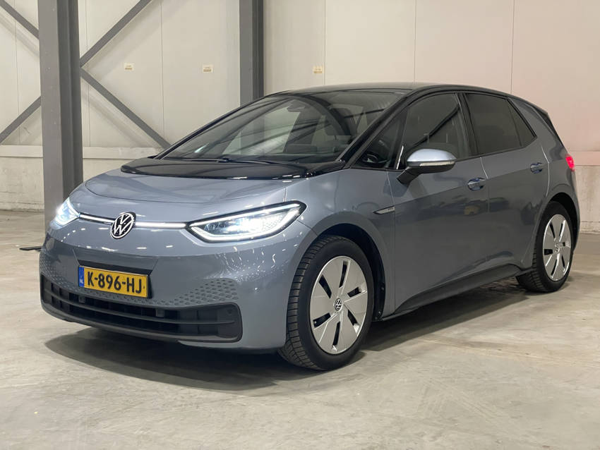 De Volkswagen ID3 vs. ID4: dit zijn de verschillen - auto.nl