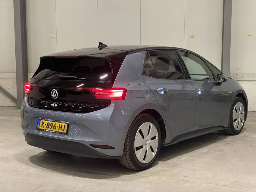 De Volkswagen ID3 vs. ID4: dit zijn de verschillen - auto.nl