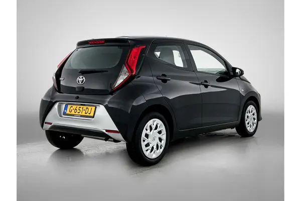 Toyota Yaris 1.5 Hybrid Aspiration | Toyota occasions