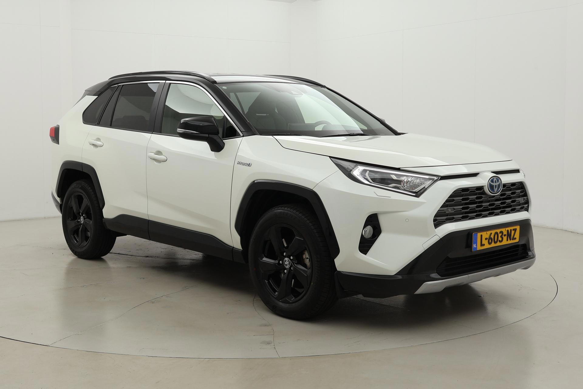 Toyota RAV4 2.5 Hybrid Bi-Tone | Toyota occasions